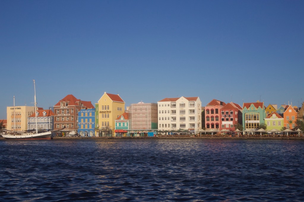 Travel guide to Curaçao – CITIZEN ON EARTH